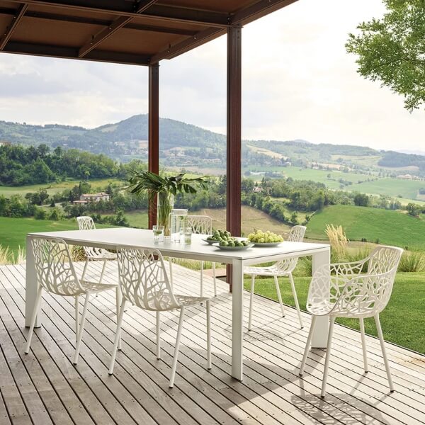 The Essential Standing Desk Setup Guide for First-Timers
