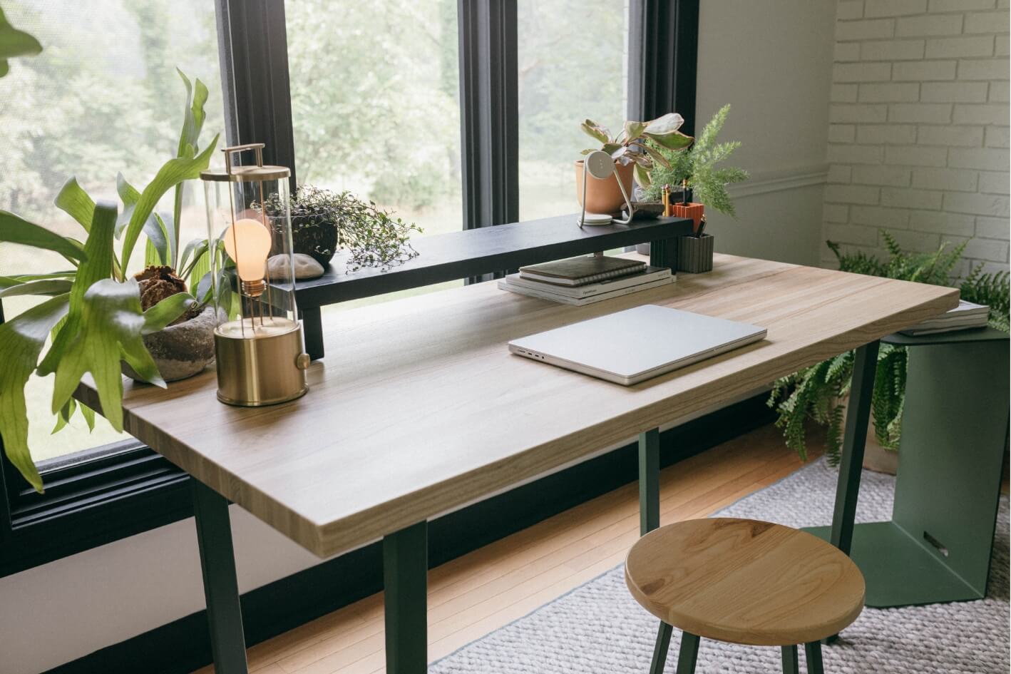 Elements Monitor Stand