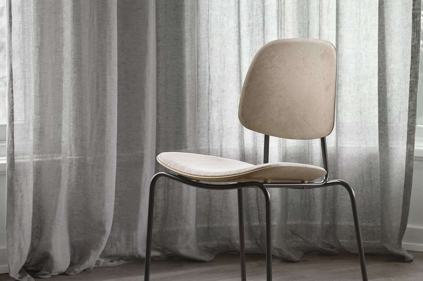 Mater Compound Dining Chair - Sustainable & Stylish
