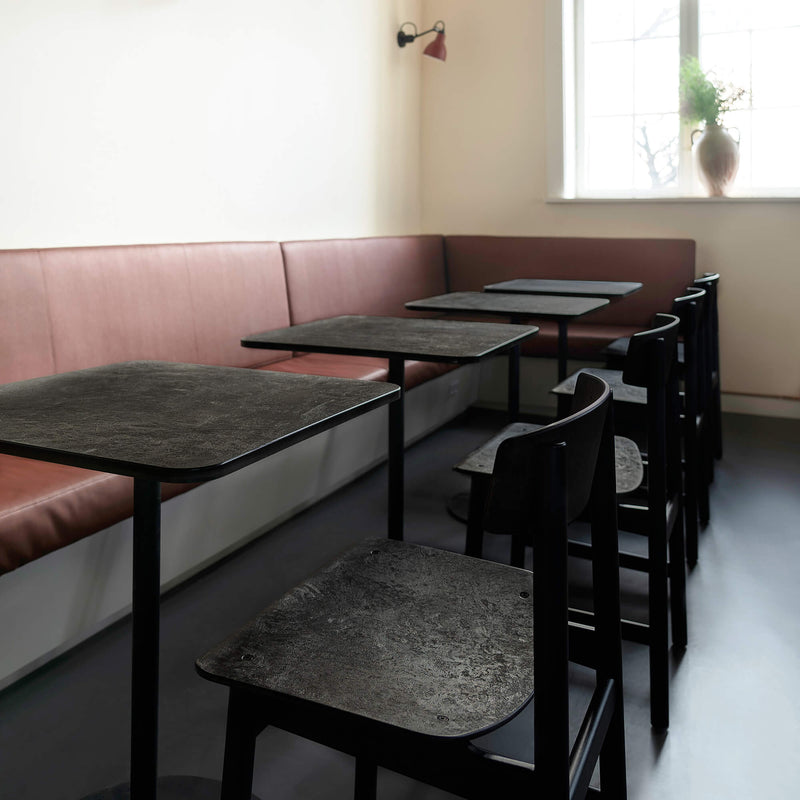 Mater Café Table - Innovative Eco-friendly Design