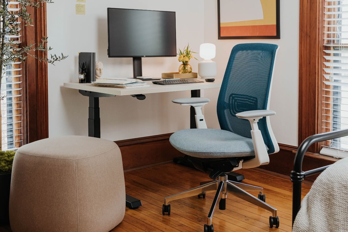 Soji Mesh and Leather Office Chairs | Haworth Store